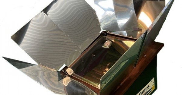 Aussie Edition SUN OVEN® Solar Cooker - Australians rejoice!